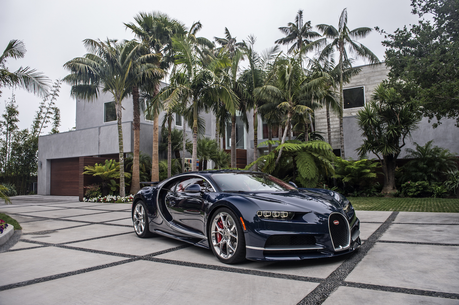 Chiron front angle - MilesPerHr